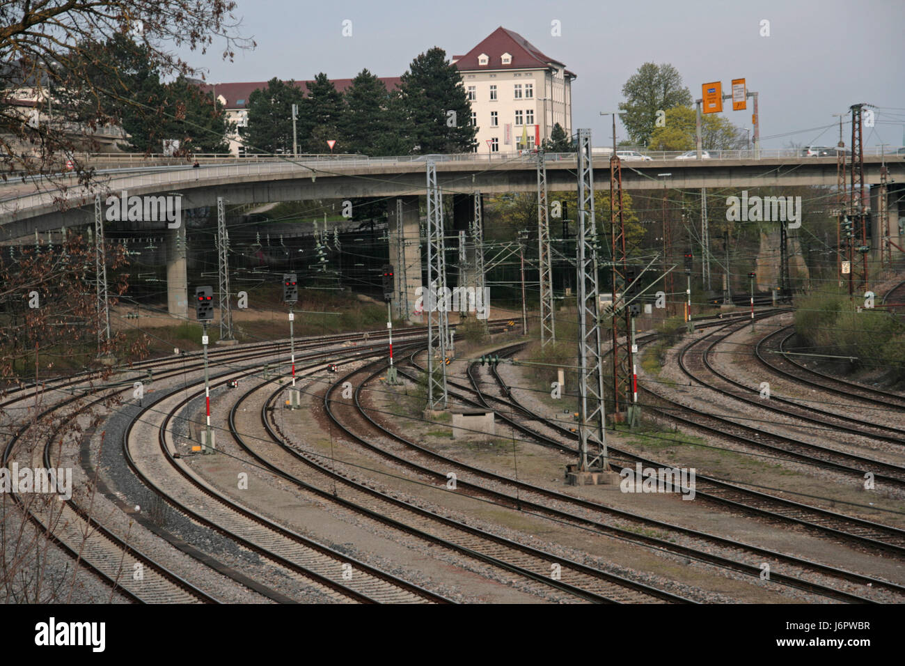 Railway bridge train tracks hi-res stock photography and images - Alamy