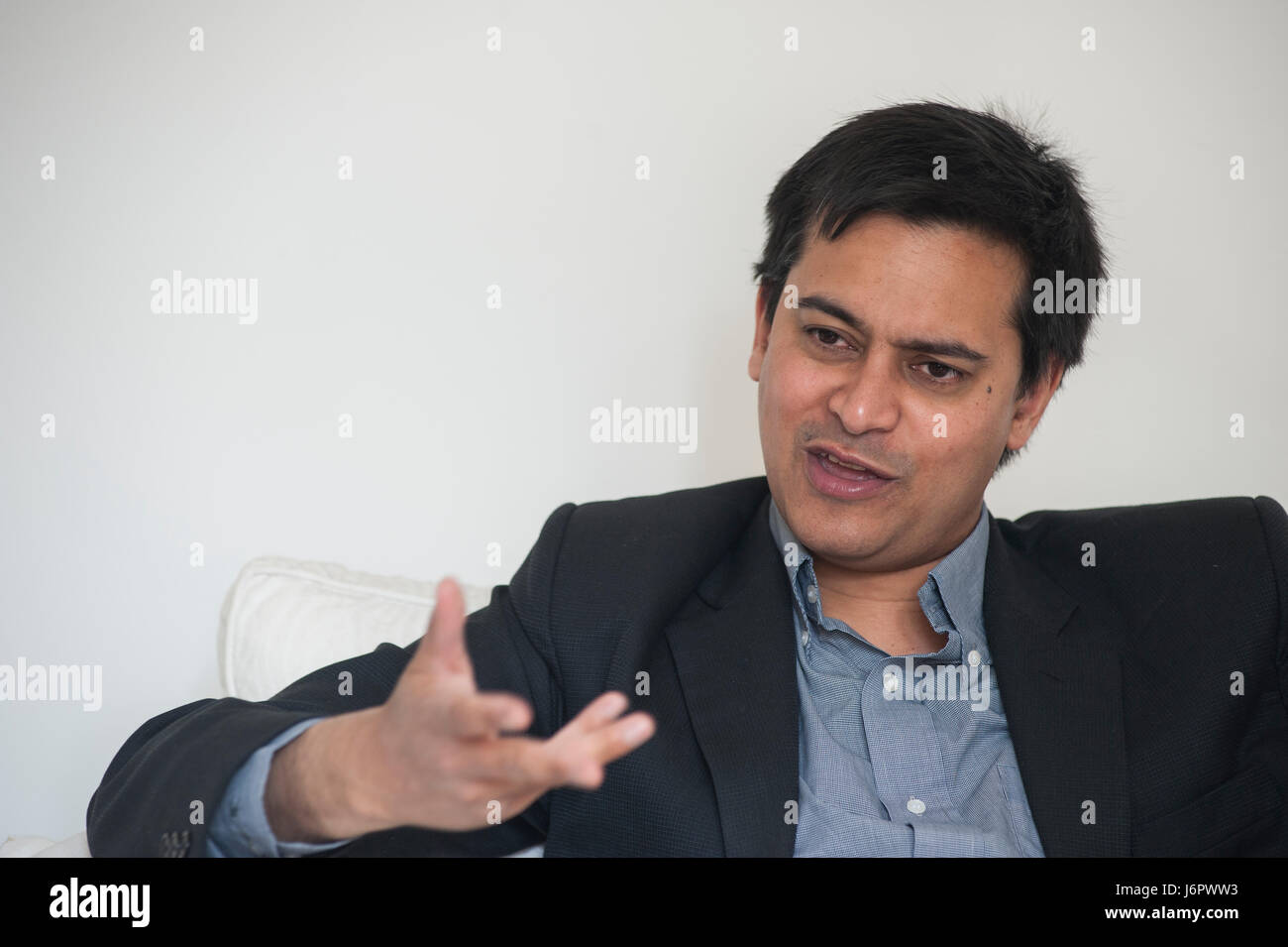 Author, writer, historian, academic and presenter Rana Mitter Stock ...