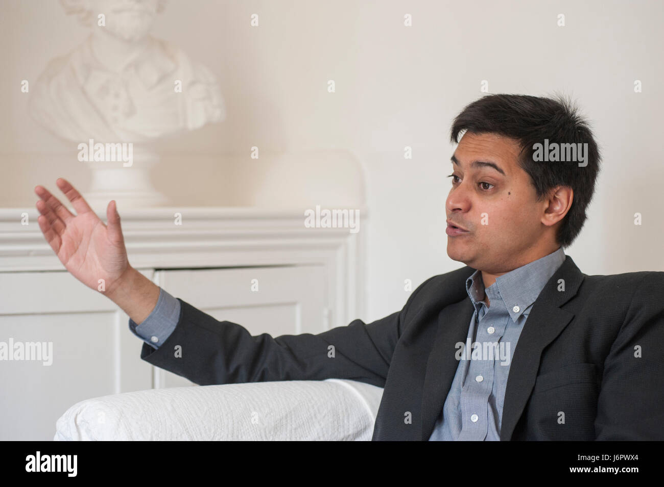 Author, writer, historian, academic and presenter Rana Mitter Stock ...