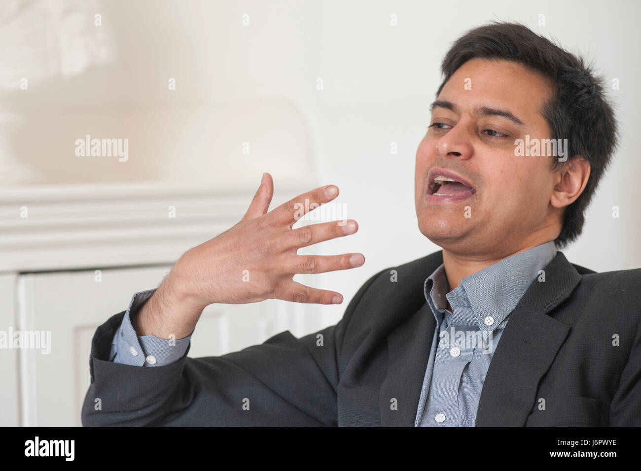 Author, writer, historian, academic and presenter Rana Mitter Stock ...
