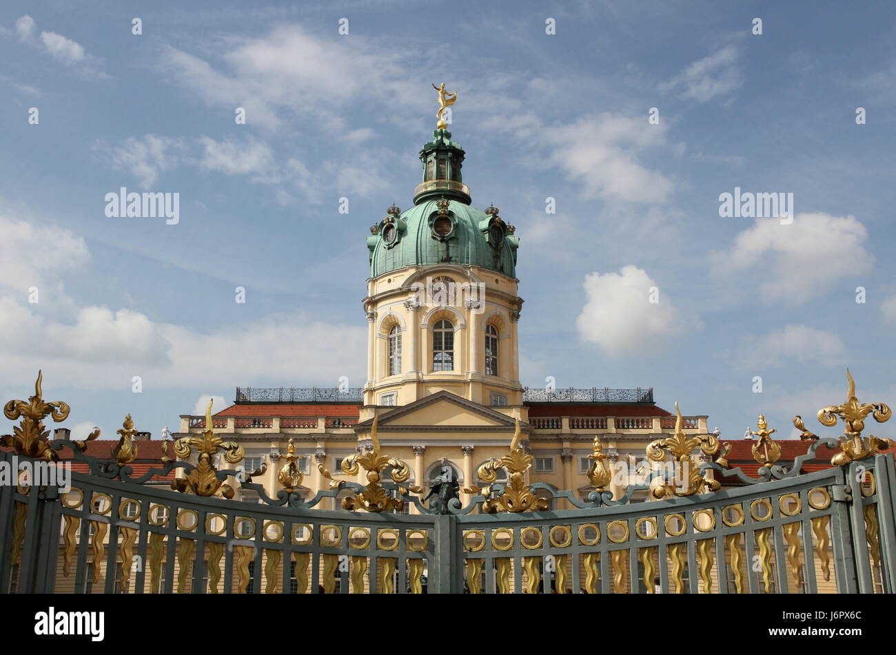 house building historical berlin prussia emperor king chateau castle ...