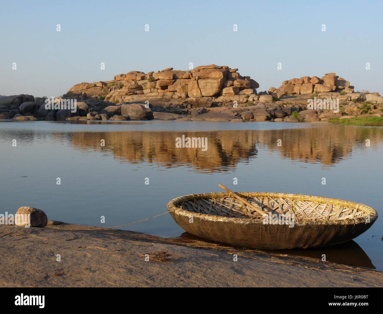 rock rowing boat indian salt water sea ocean water river sailing boat ...