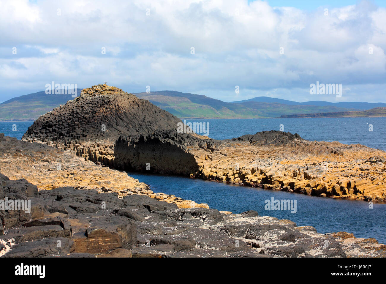 sunlight anomalous unusual scotland rocky scenic rocks stones blue ...