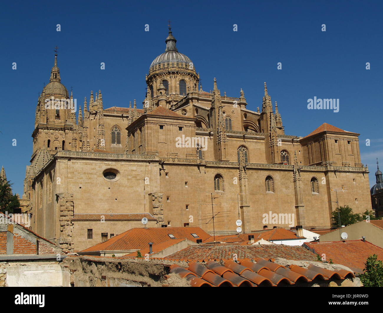 cathedral spain blue beautiful beauteously nice travel famous cathedral ...
