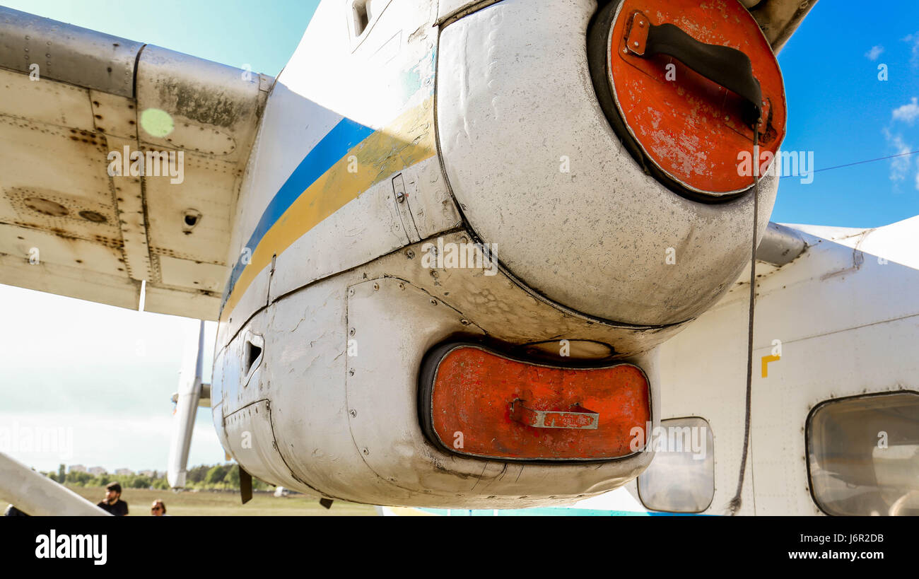 A view of an old turboprop-powered aircraft engine Stock Photo - Alamy