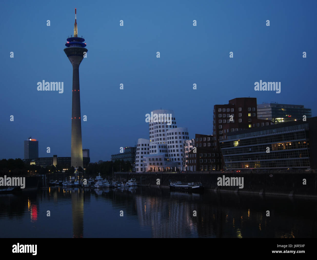 house building modern modernity harbor harbours style of construction ...