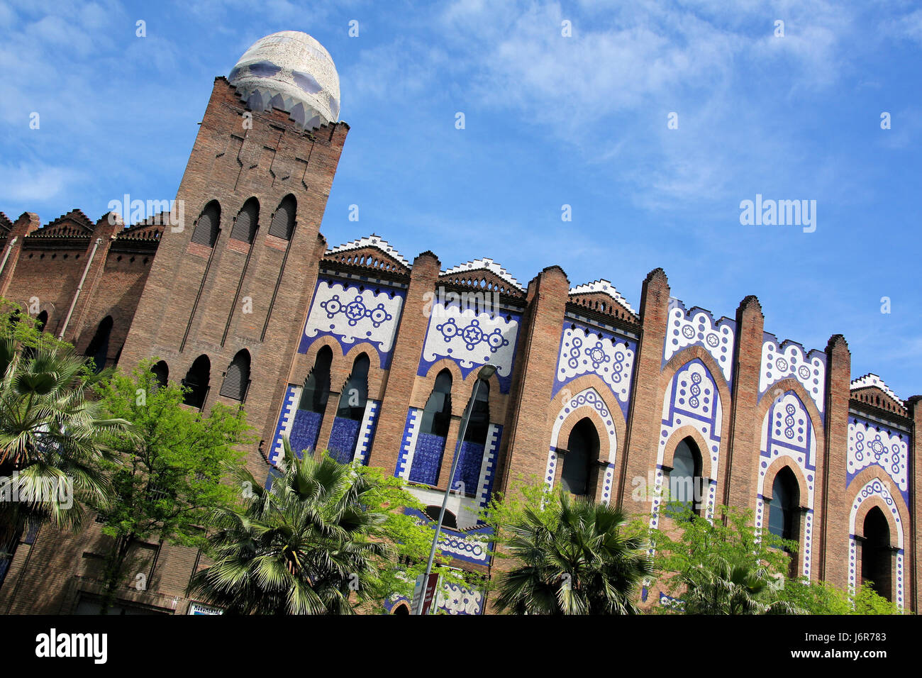 arena bullfighting arena jugendstil tile barcelona tower tree dome ...