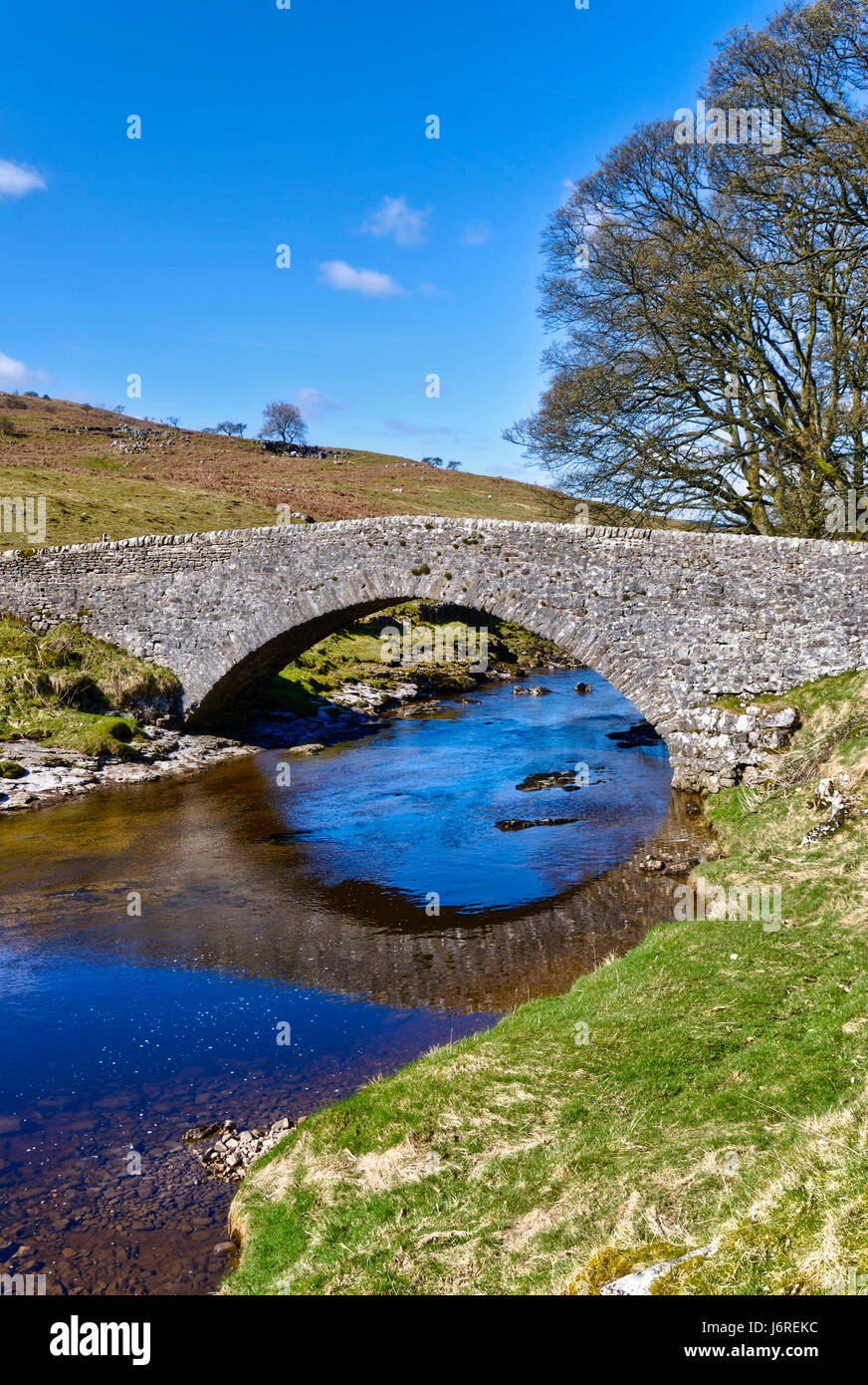 bridge scenic rural river water peasant stone national park bridge ...
