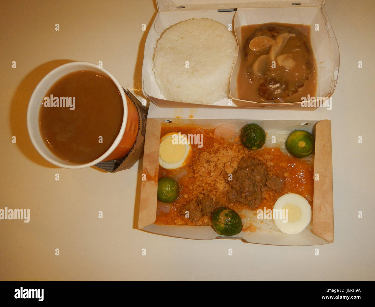 Pancit palabok hi-res stock photography and images - Alamy