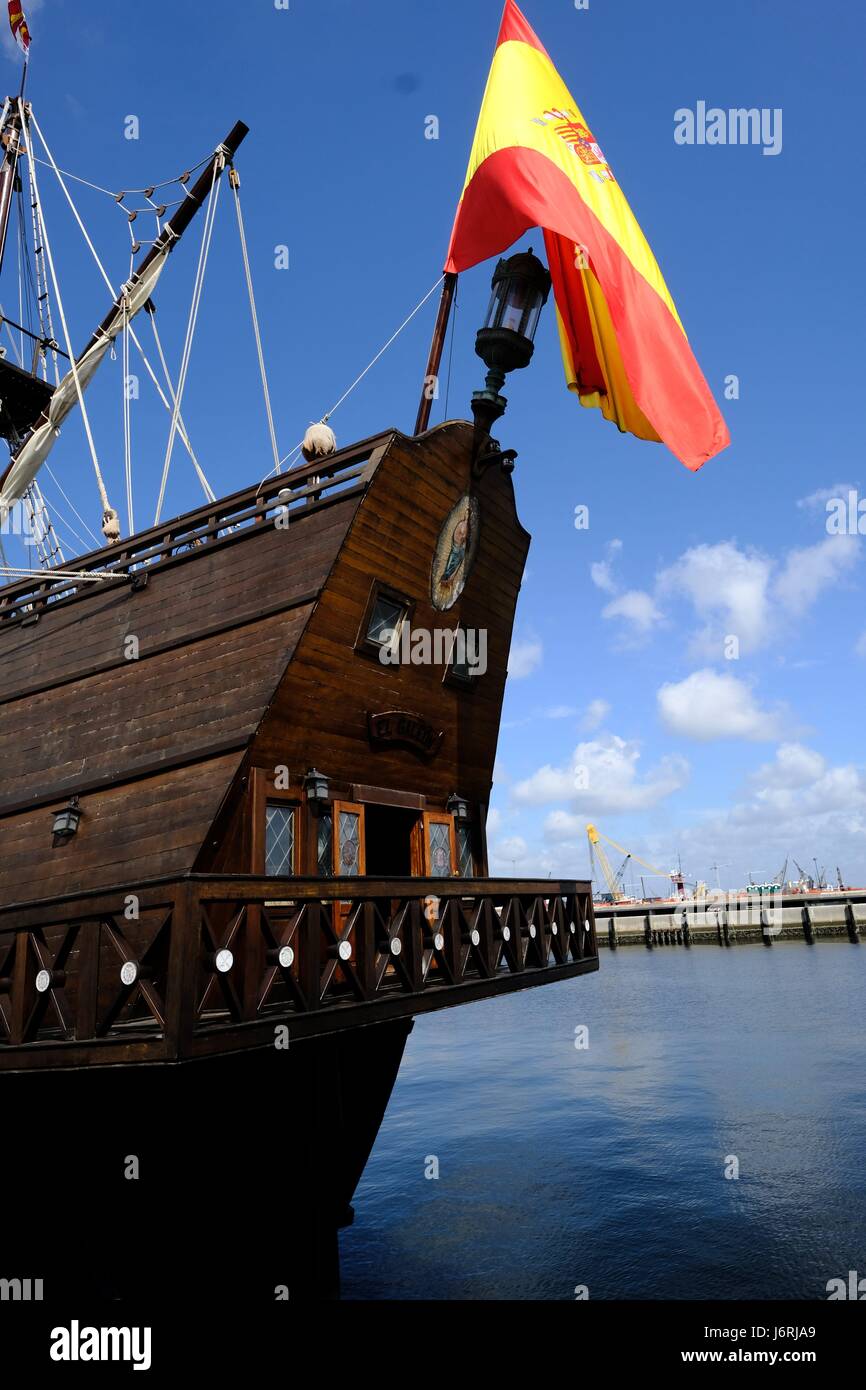 Docked Tall Ships Stock Photo - Alamy