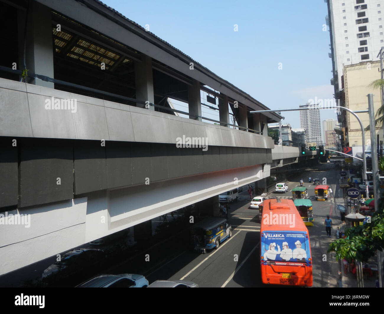 Pedro gil lrt station hi-res stock photography and images - Alamy