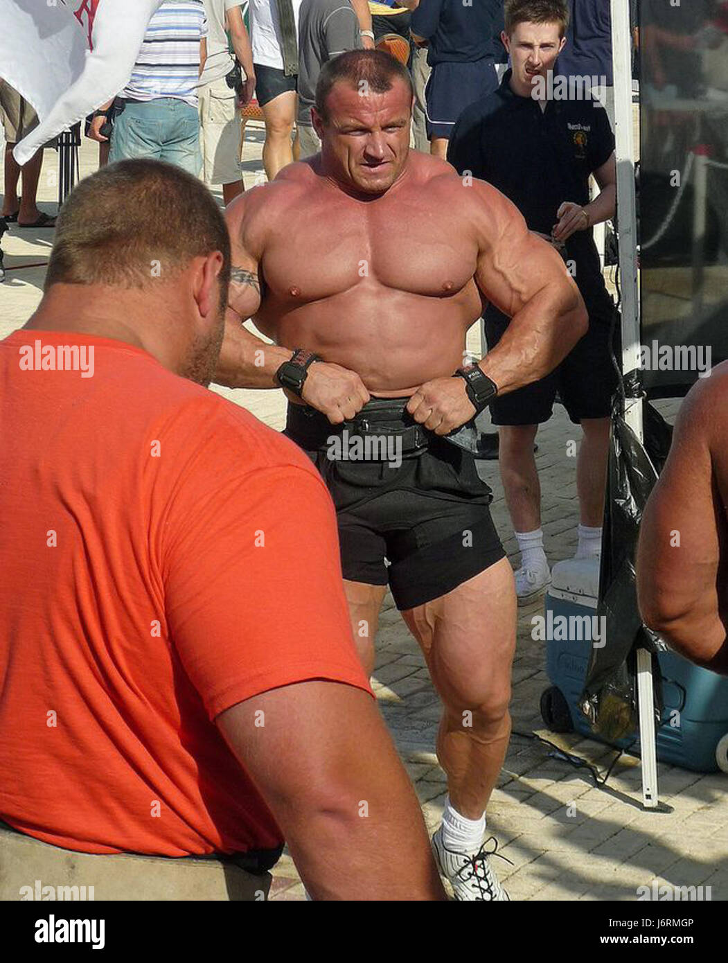 Professional strongman hi-res stock photography and images - Alamy