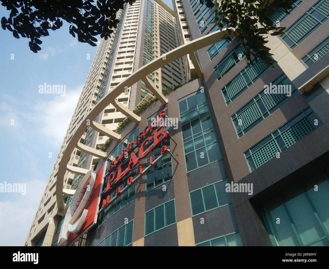 09449 pedro gil lrt station hi-res stock photography and images - Alamy