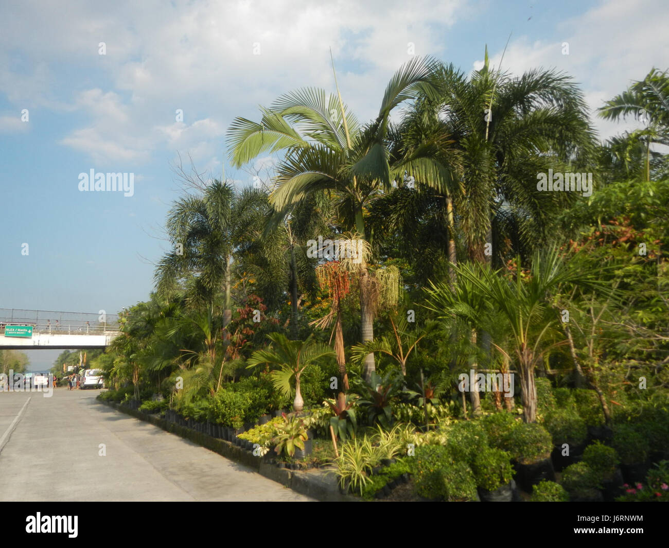 The Guiguinto Interchange, located at KM 83 of the NLEx (North Luzon ...