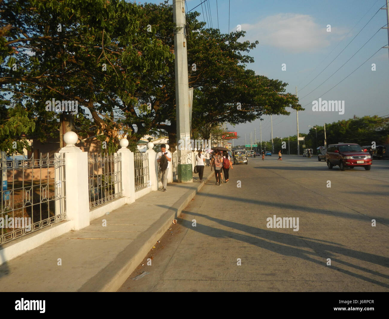 A view of the Guinhawa Bulacan Provincial Capitol located along Max ...