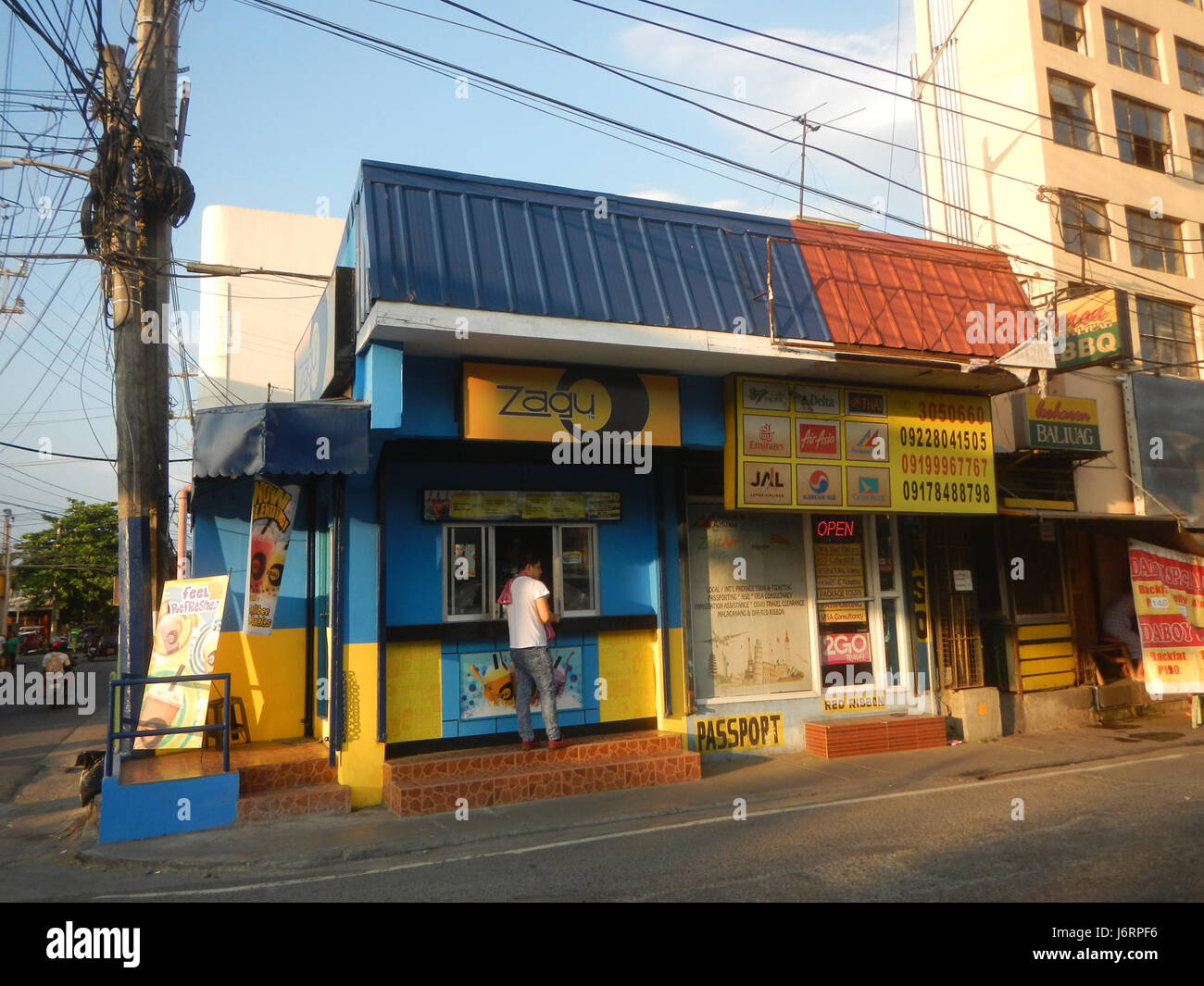This photograph captures the overpass bridge on MacArthur Highway in ...