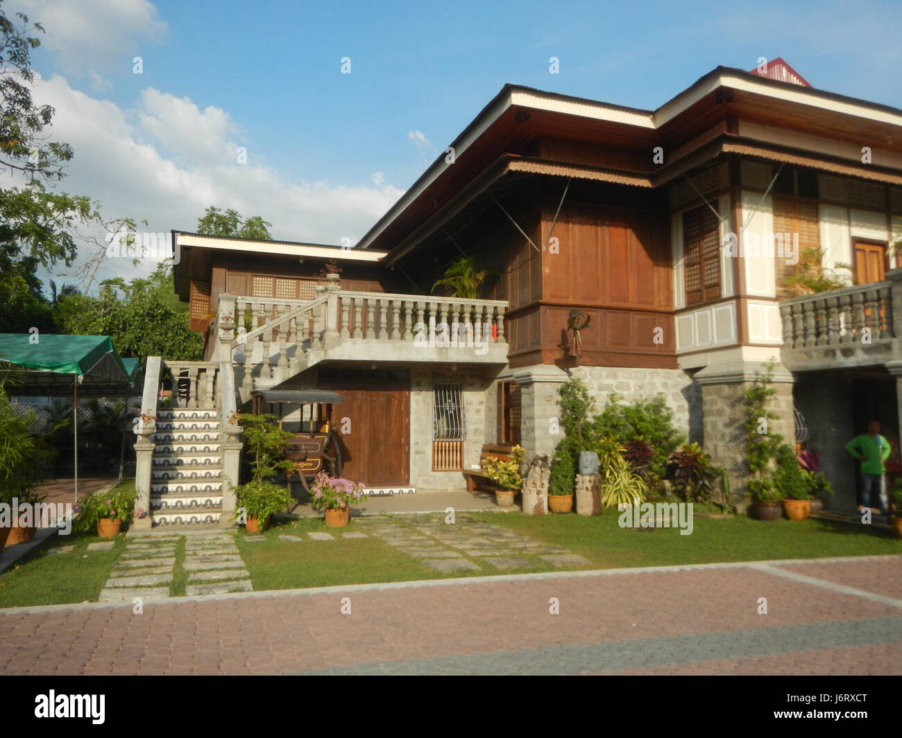The houses in Pulilan, Bulacan are known for their traditional ...