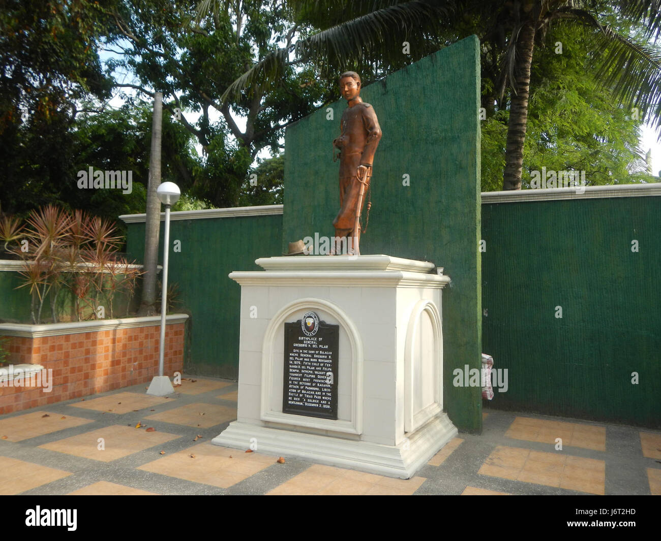 The Bonifacio Enriquez house in San Jose, Bulacan, is a historic ...