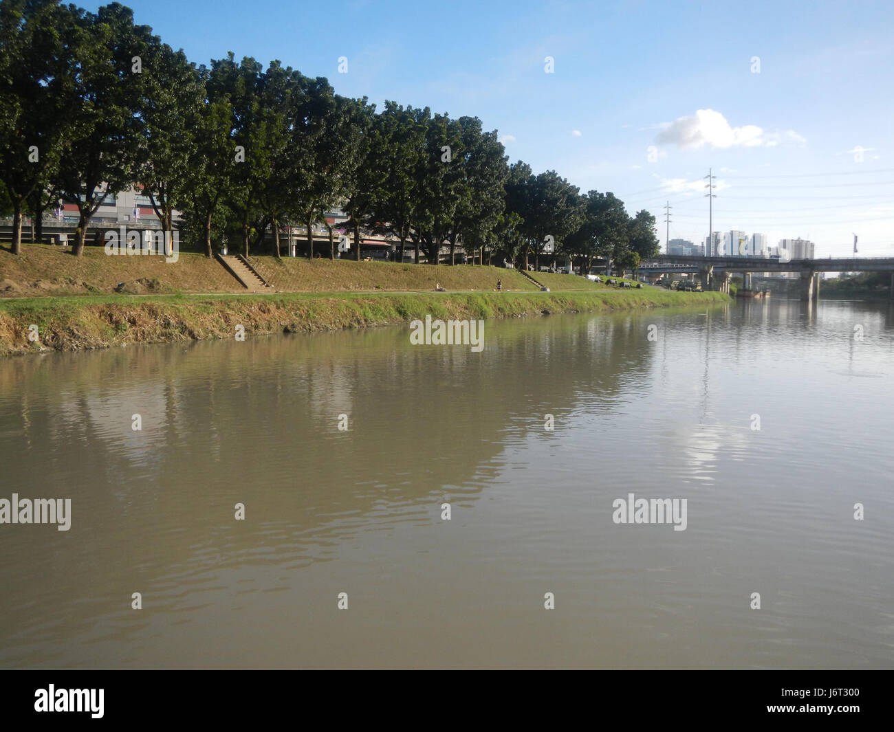 0611 Barangka SM City LRT Line 16 Marcos Bridge Marikina Riverbanks ...