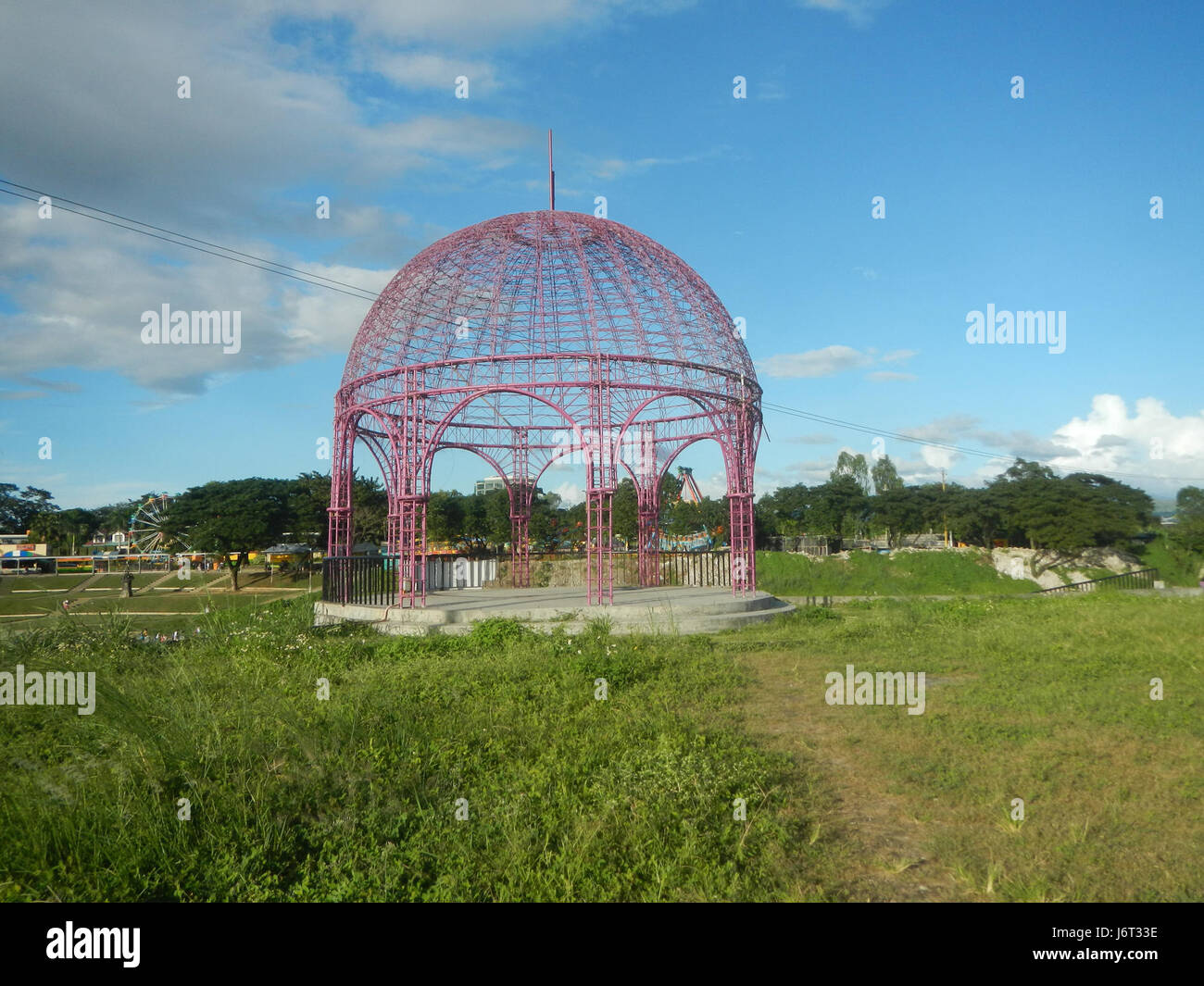 The LRT Line 19 passes over Marcos Bridge, spanning the Marikina River ...