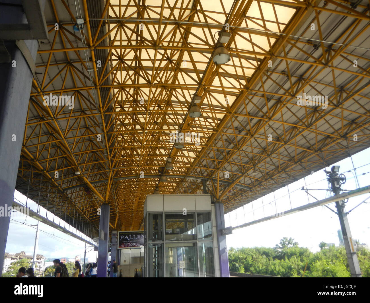 09545 Santolan LRT Station Marcos Highway 08 Stock Photo - Alamy