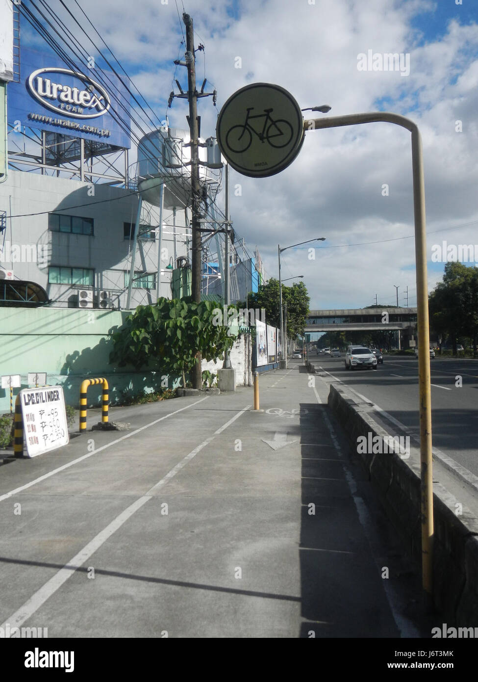 Santolan lrt station hi-res stock photography and images - Alamy