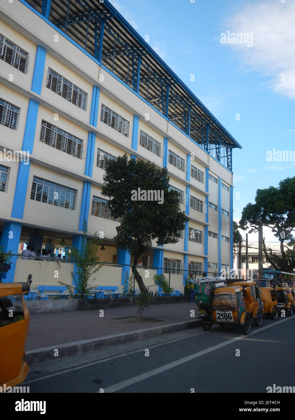 08364 Barangay Santa Elena High School Shoe Avenue Marikina City 10 ...