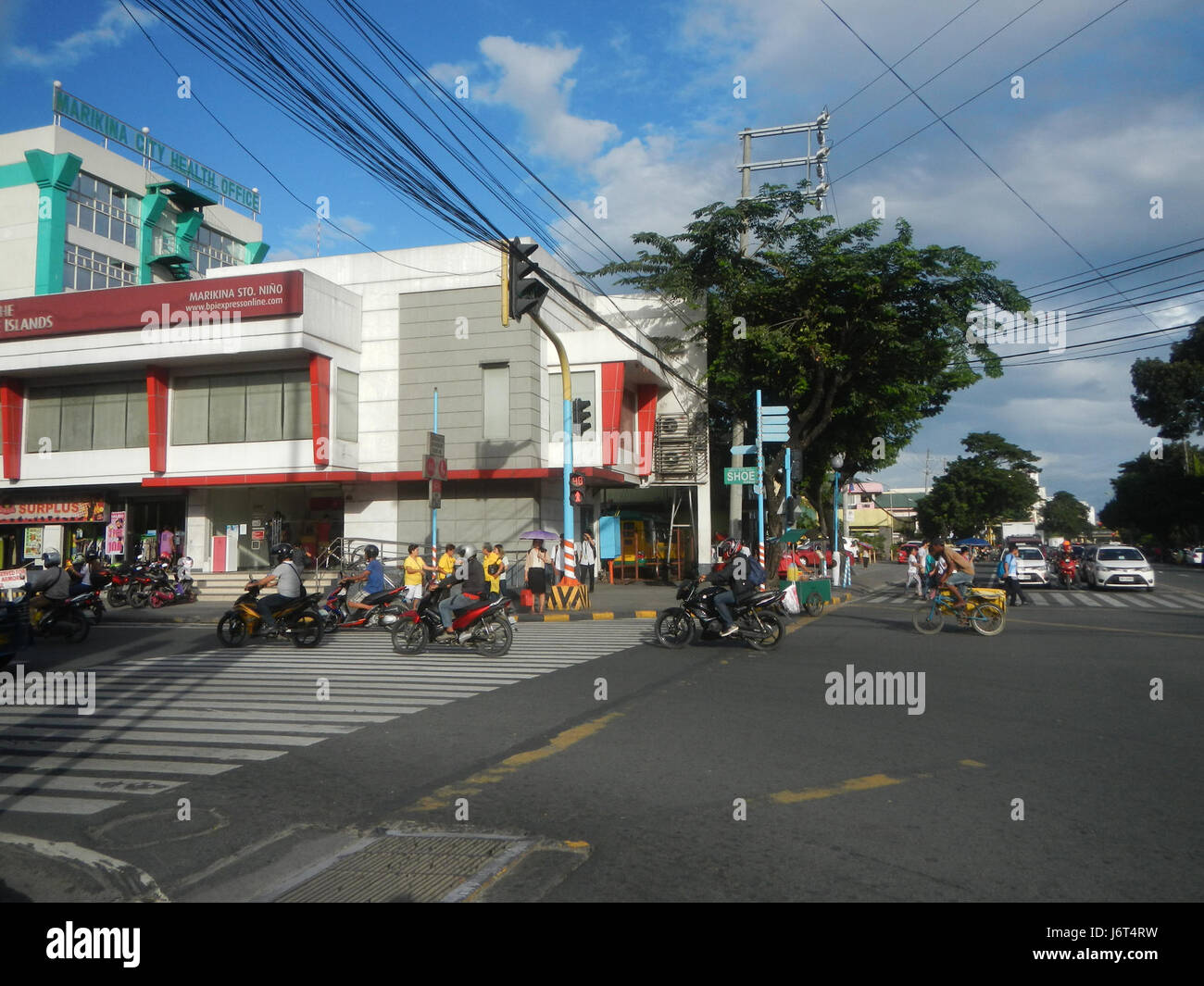 A location description of Sumulong Highway, Amang Rodriguez Center, and ...
