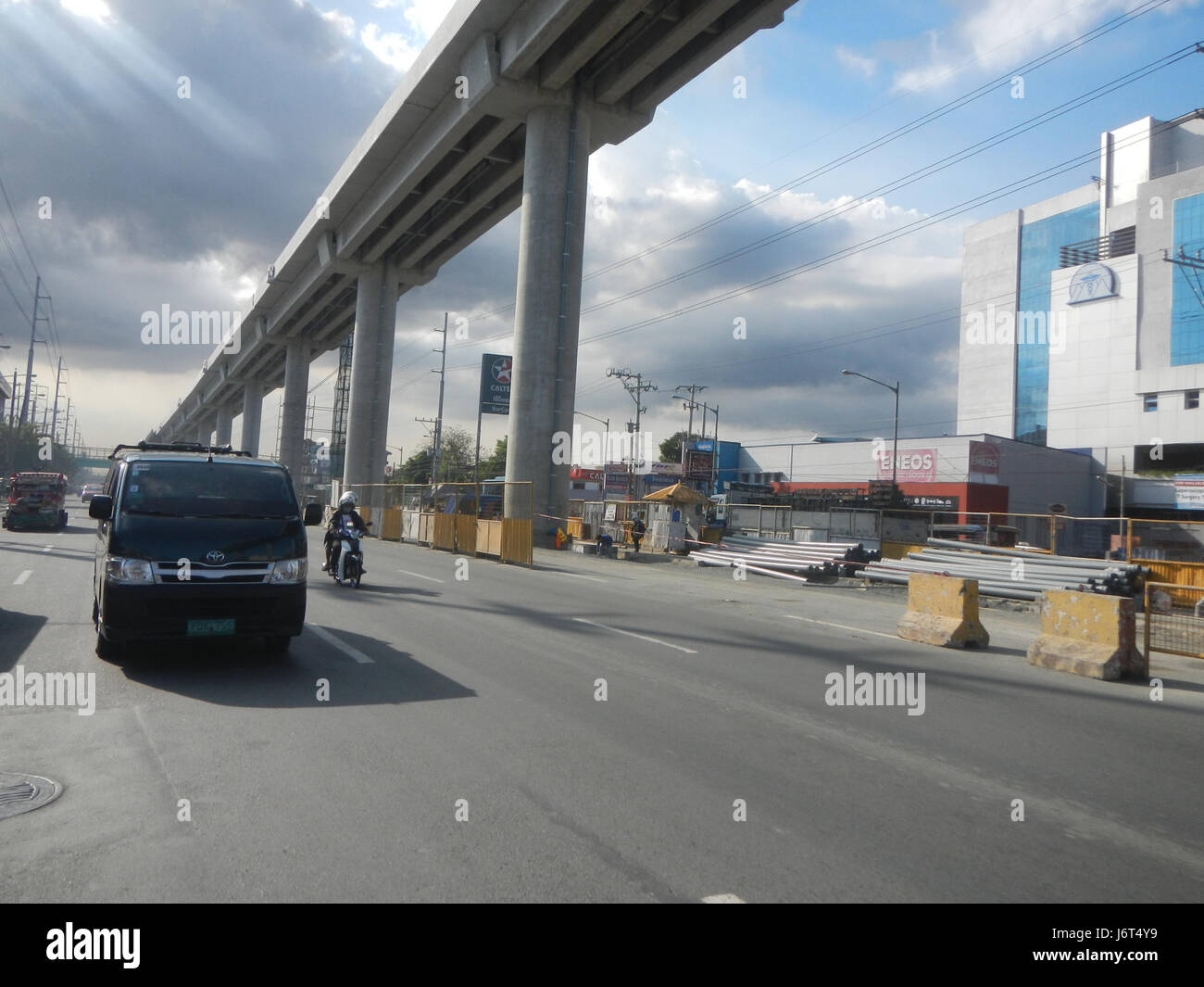 The landscape along the Manila MRT Line 5, including stations such as ...