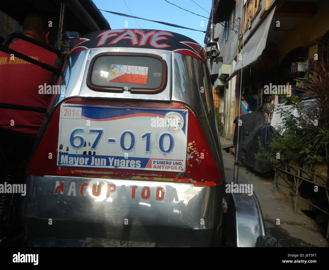 Sumulong hi-res stock photography and images - Alamy