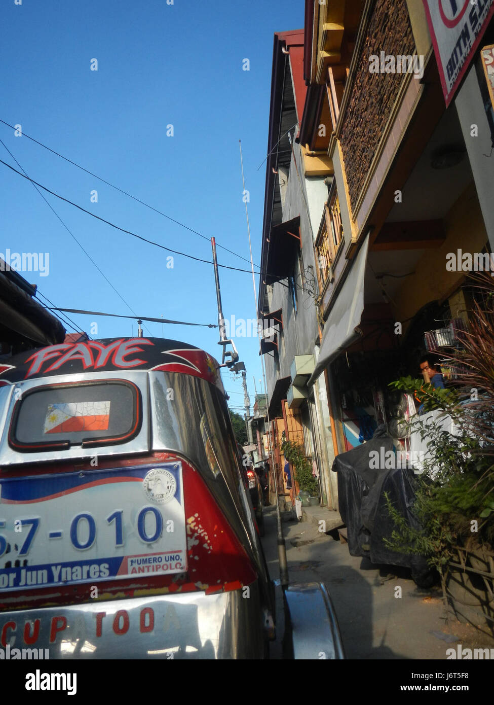 Sumulong hi-res stock photography and images - Alamy