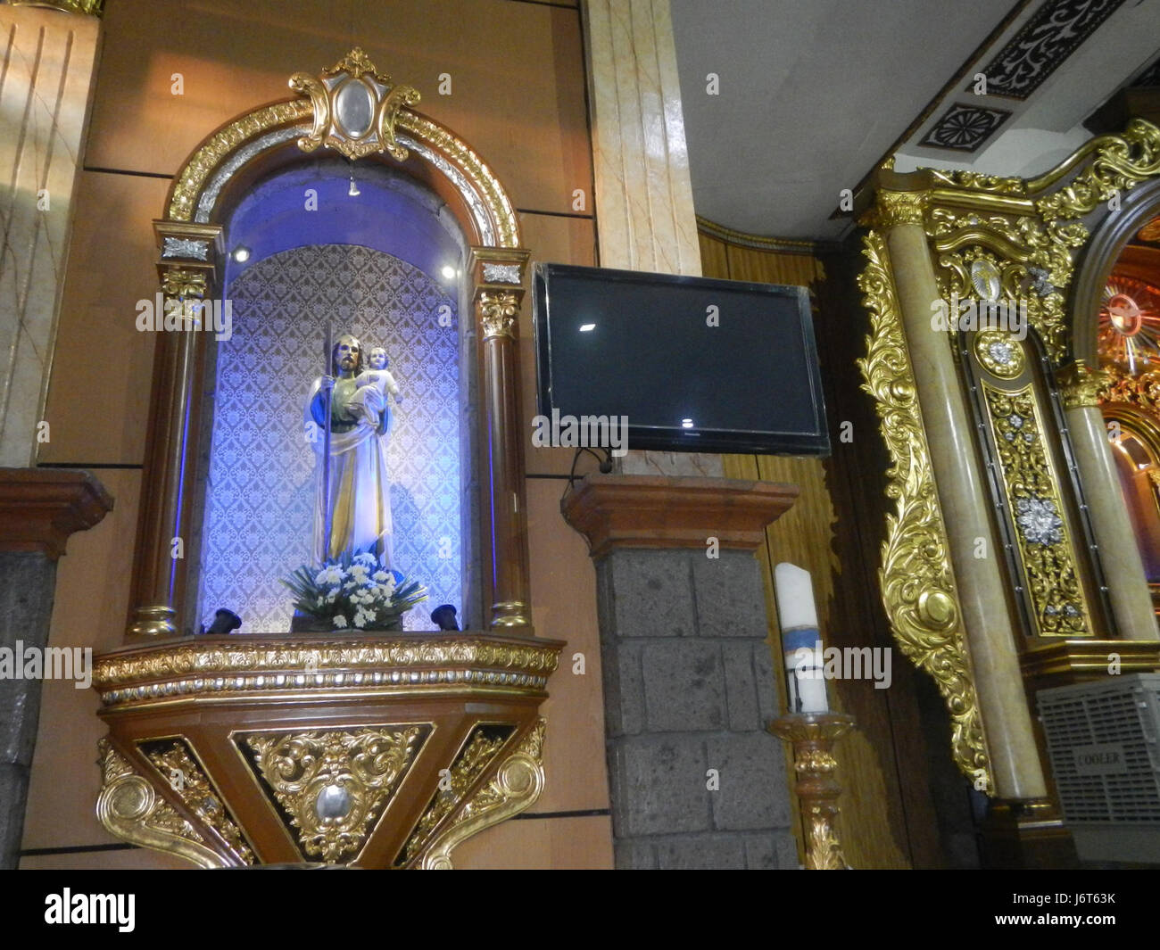 The Immaculate Conception Parish located in Bayan-Bayanan Avenue ...