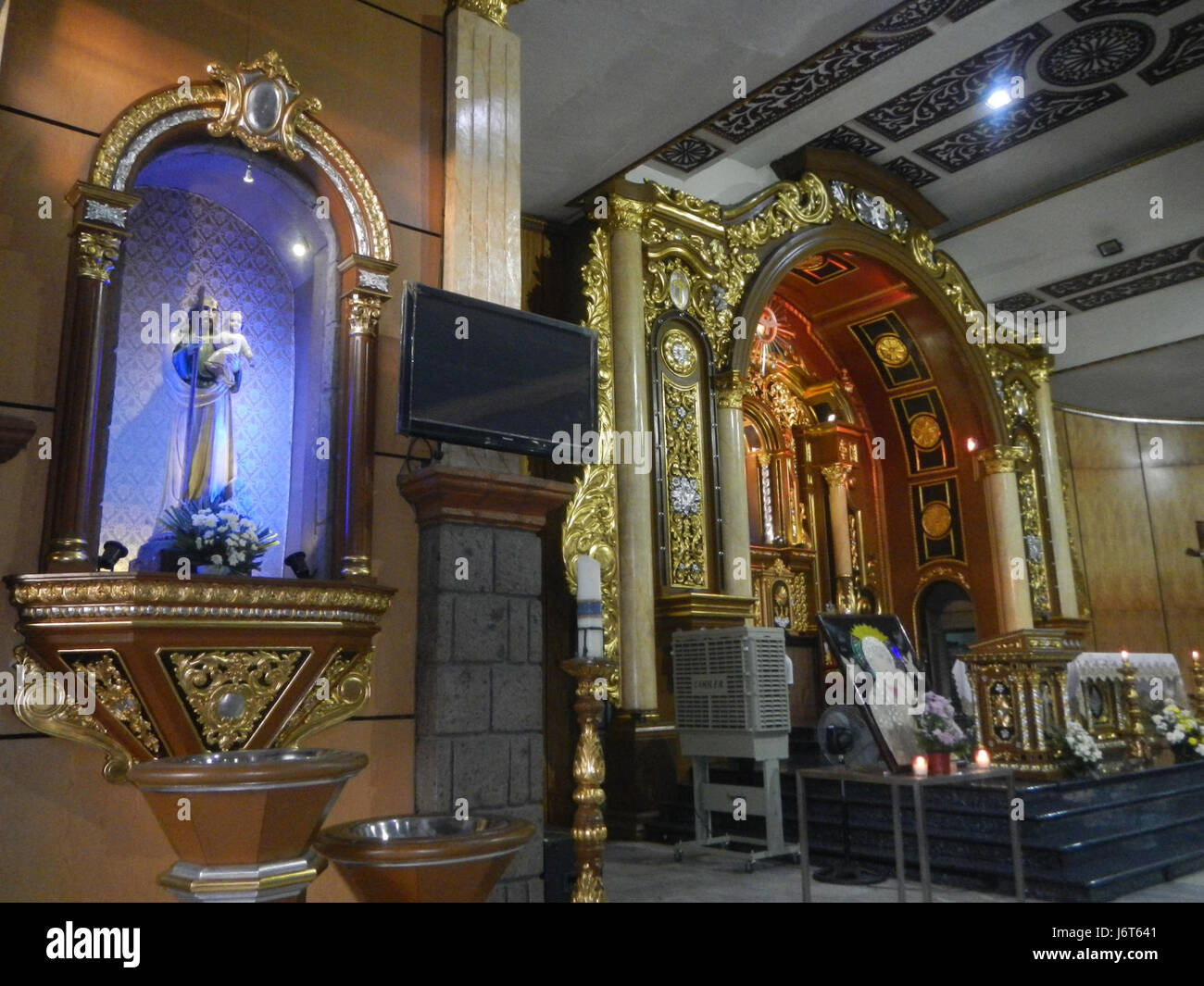 Philippines catholics hi-res stock photography and images - Alamy