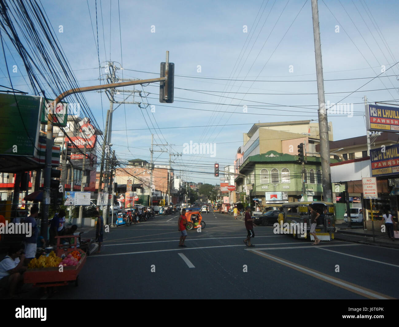 0874 General Kalentong Street Bridge Creek Mandaluyong City 02 Stock ...