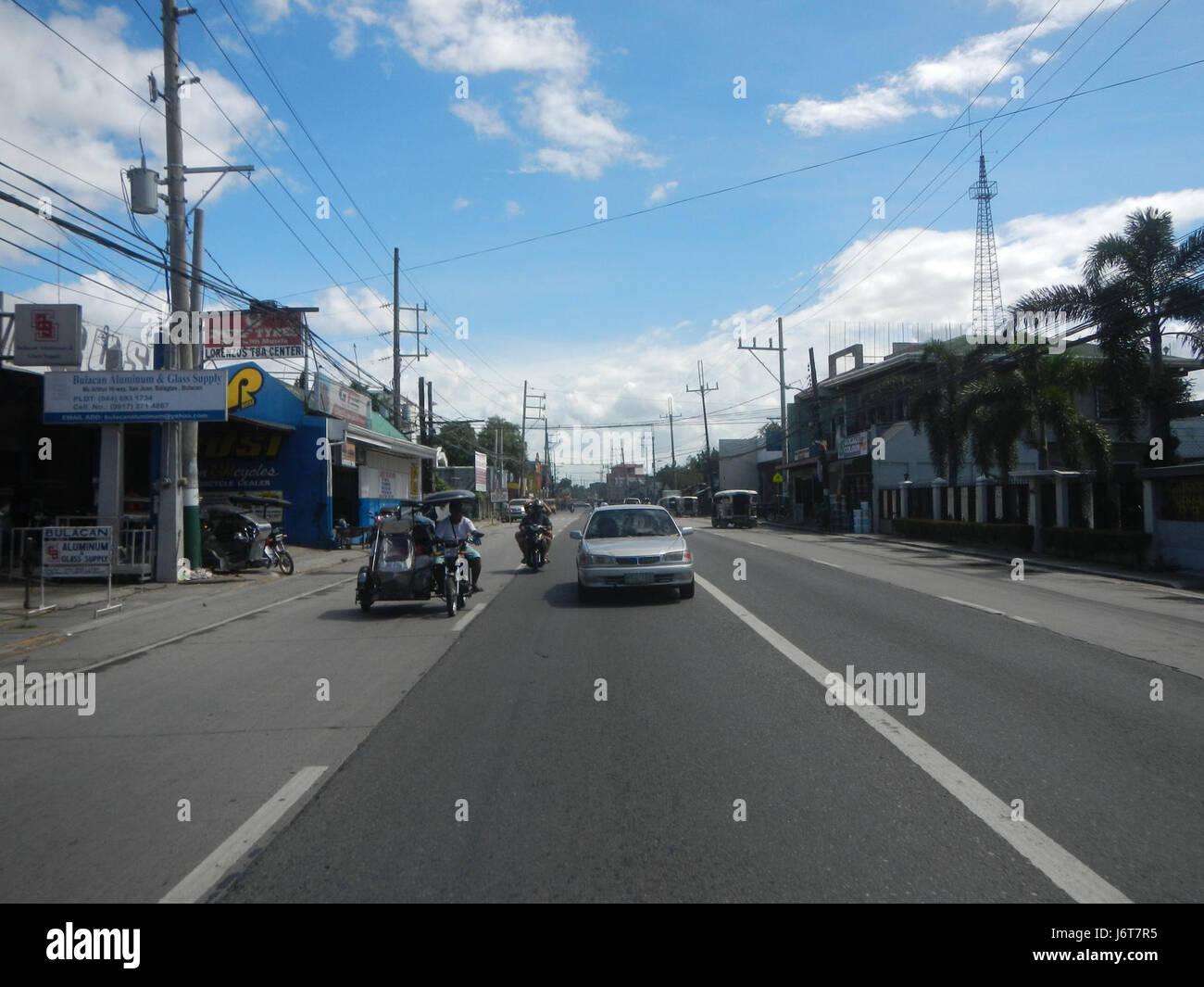 The MacArthur Highway running through Malolos, Guiguinto, and Balagtas ...