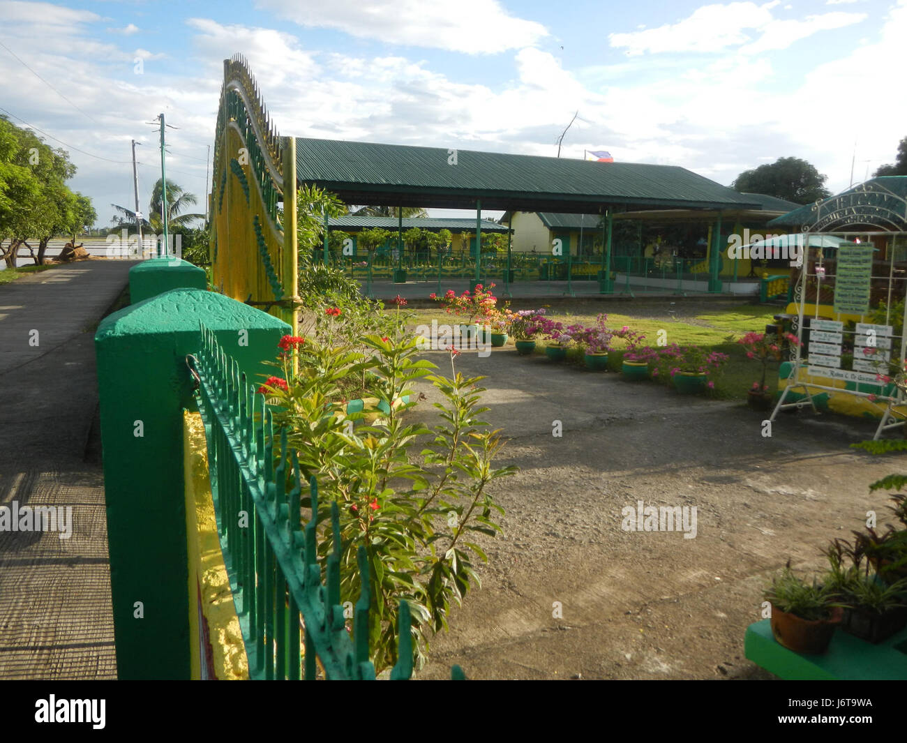 This image captures the paddy fields in the Marelo Parcutela area ...