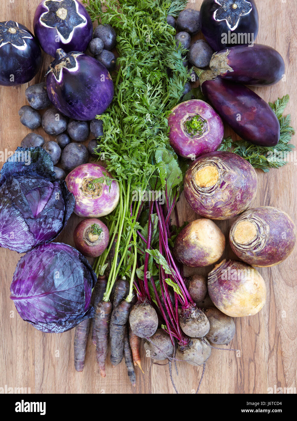 Purple beets hi-res stock photography and images - Alamy