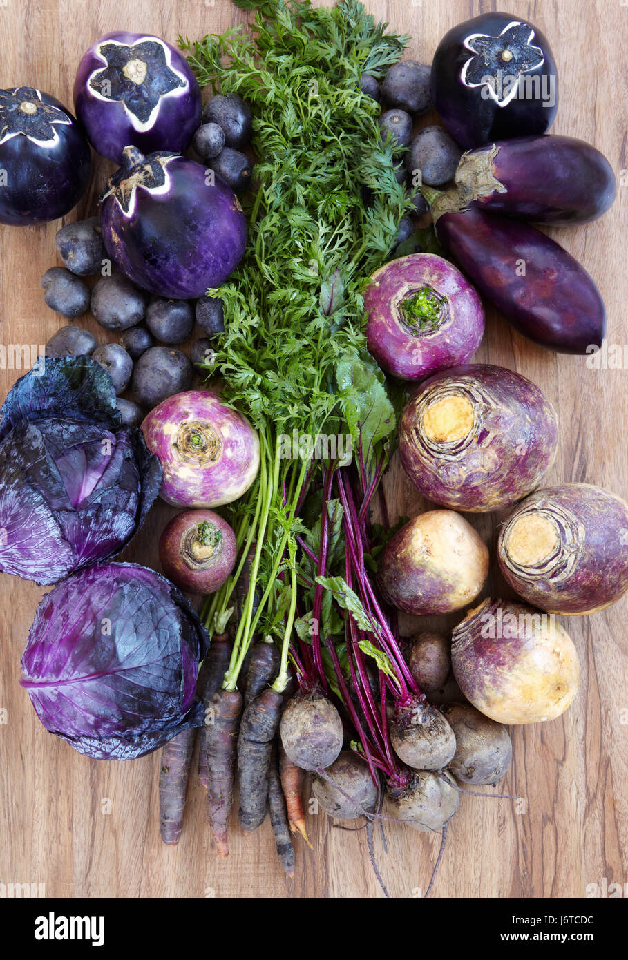 Cabbage carrots potato vegetables hi-res stock photography and images ...
