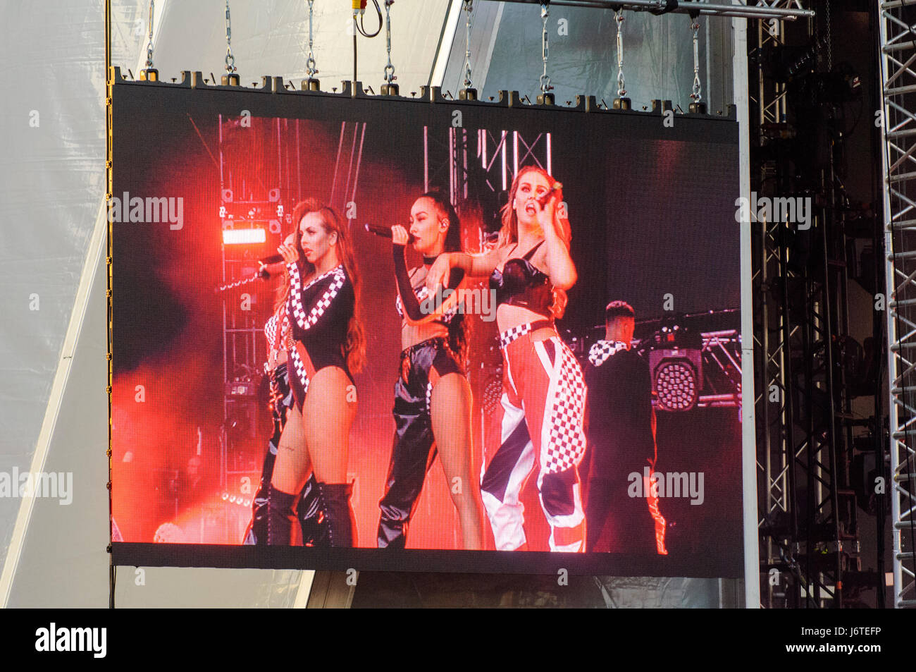 Little mix concert hi-res stock photography and images - Alamy