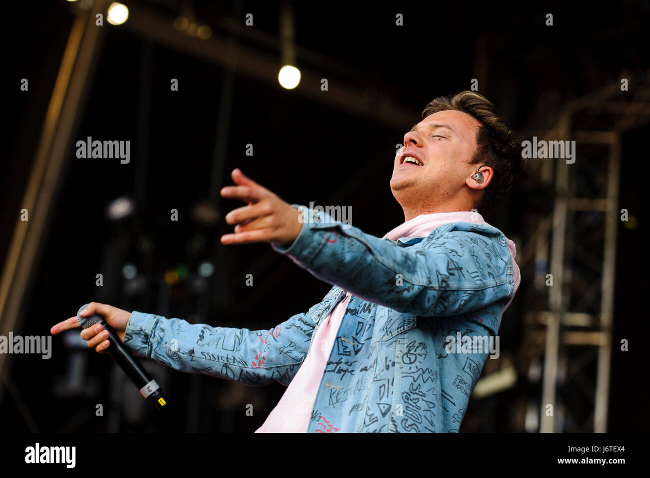 Wirral, UK. 21st May 2017. Singer-songwriter, Conor Maynard, performs ...