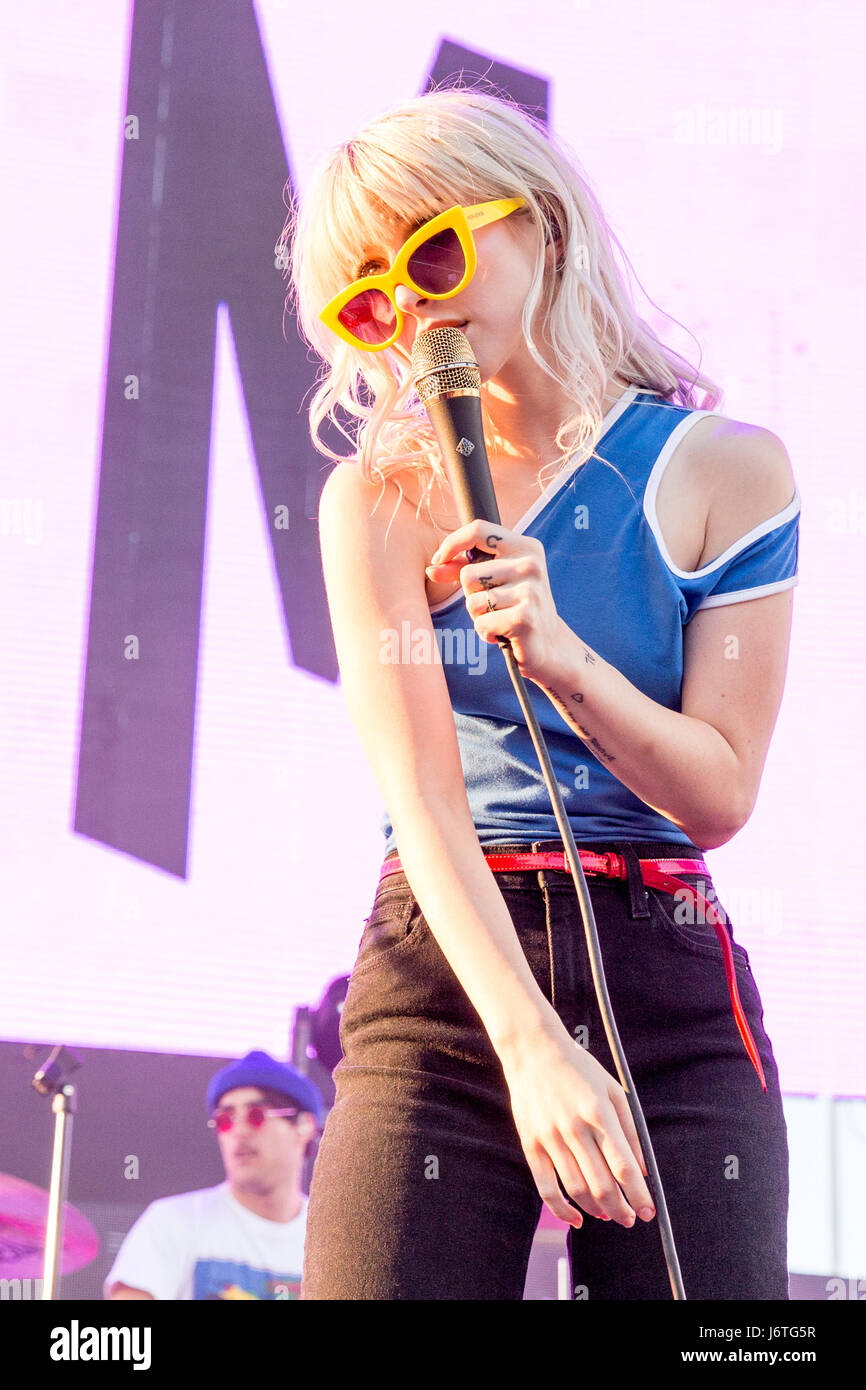 Carson, California, USA. 20th May, 2017. HAYLEY WILLIAMS of Paramore ...