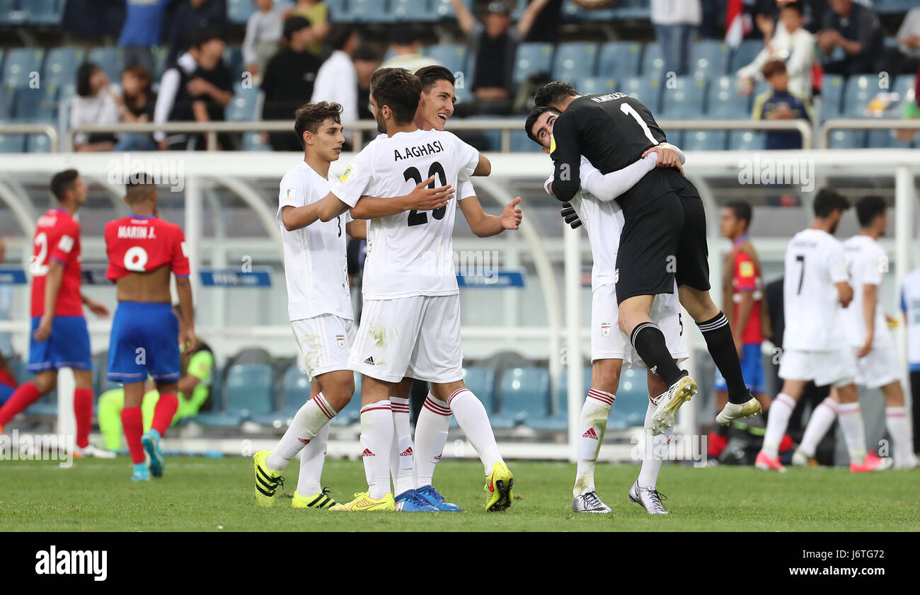 FIFA U-20 World Cup Iran vs Costa Rica Members of the Iranian squad for ...