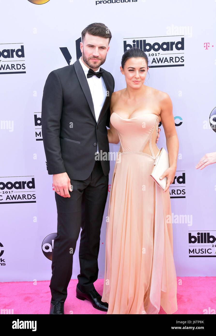 Las Vegas, Nevada, USA. 21st May, 2017. Country singer Sam Hunt and ...