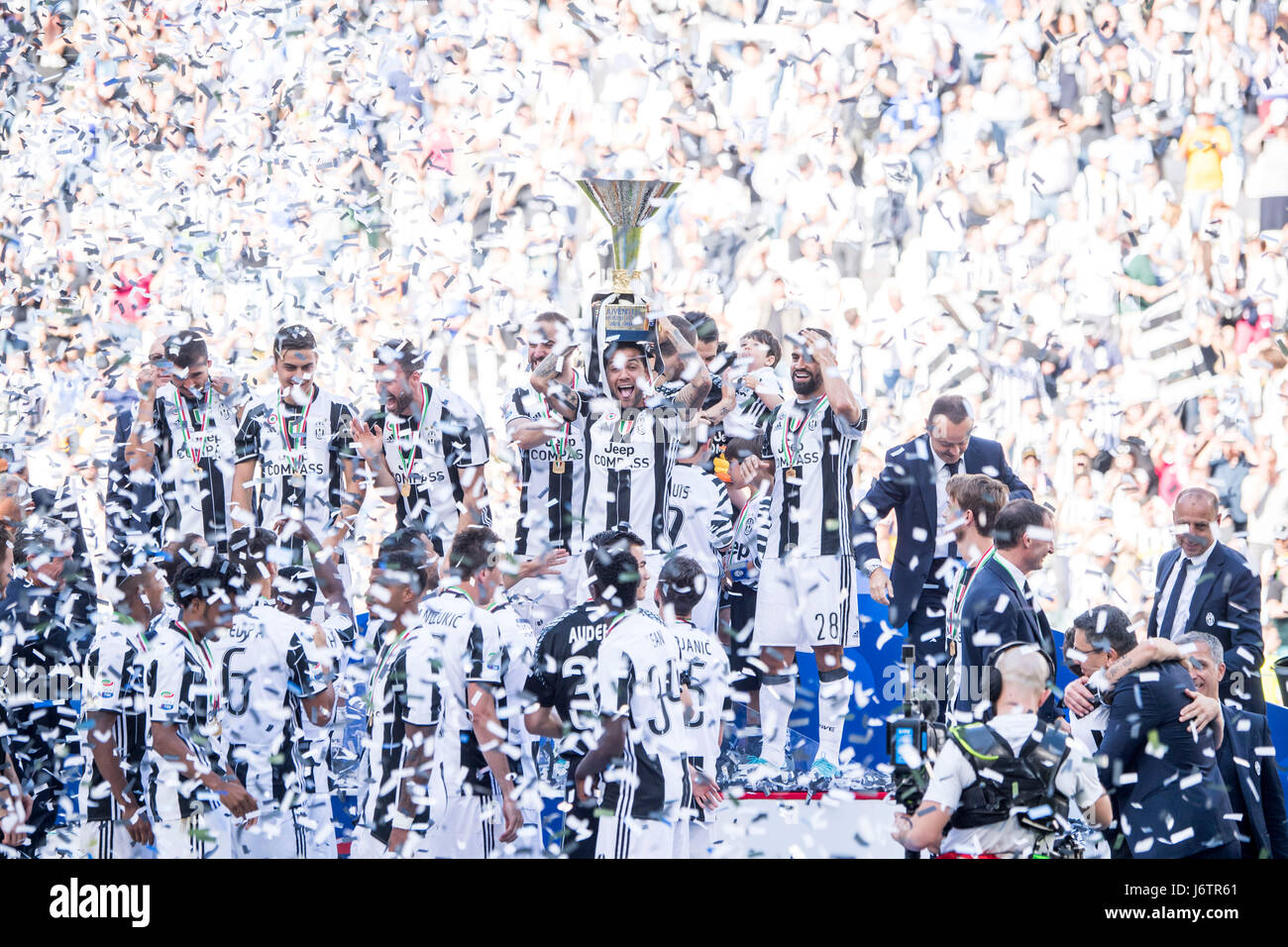 Turin, Italy. 21st May, 2017. Juventus team group Football/Soccer ...