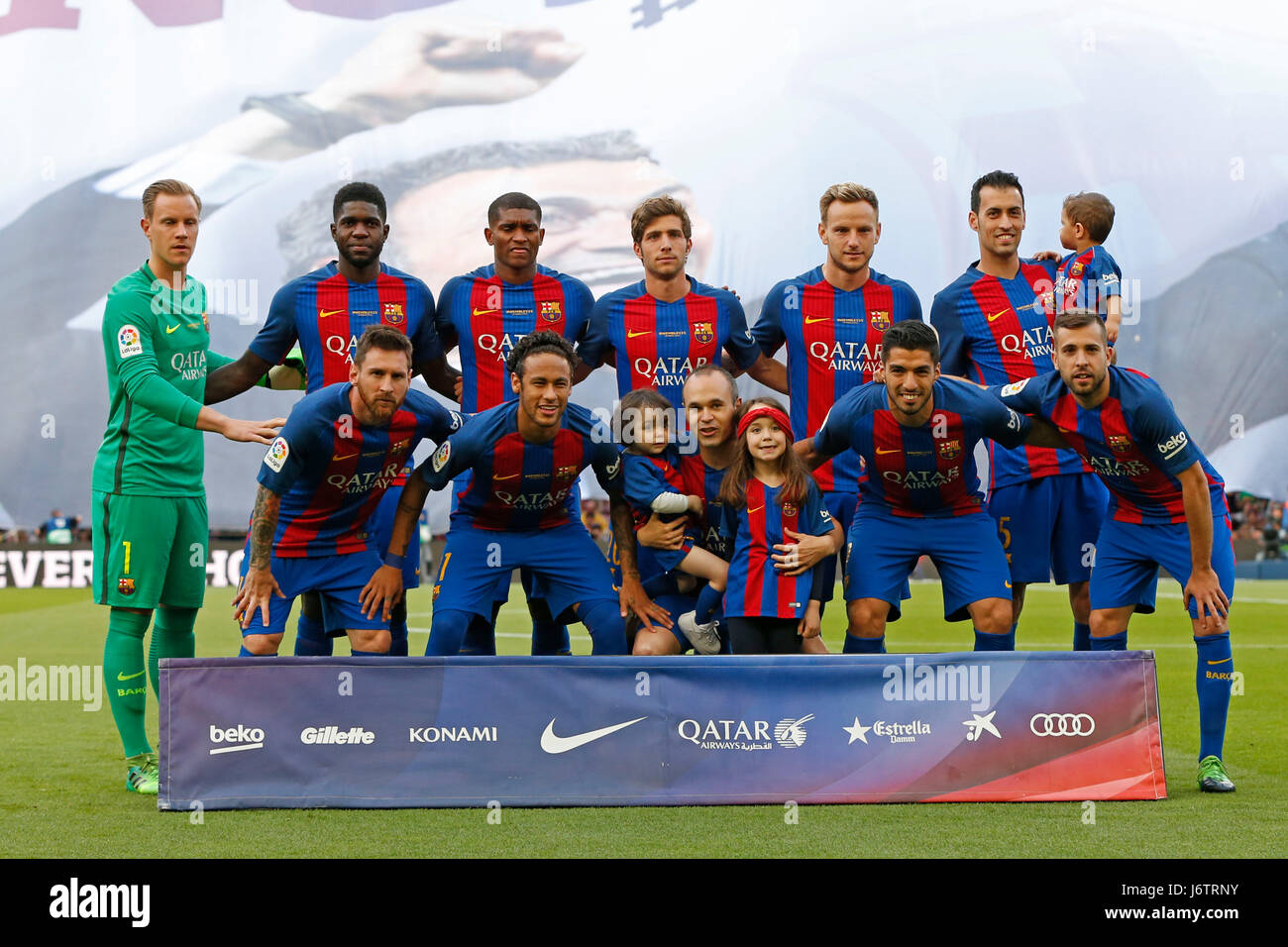 Barcelona, Spain. Credit: D. 21st May, 2017. Barcelona team group line ...