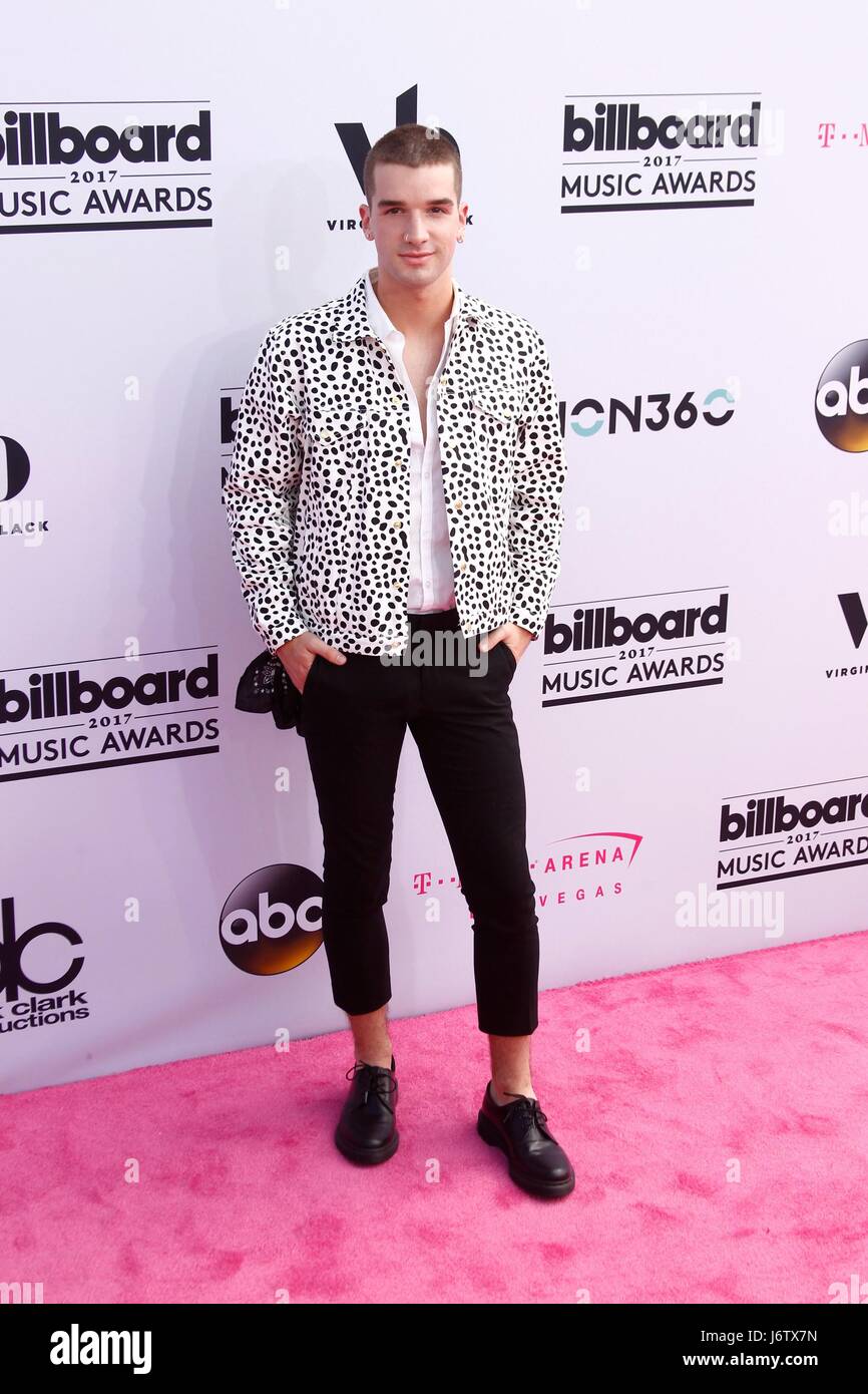 Drew macdonald hi-res stock photography and images - Alamy