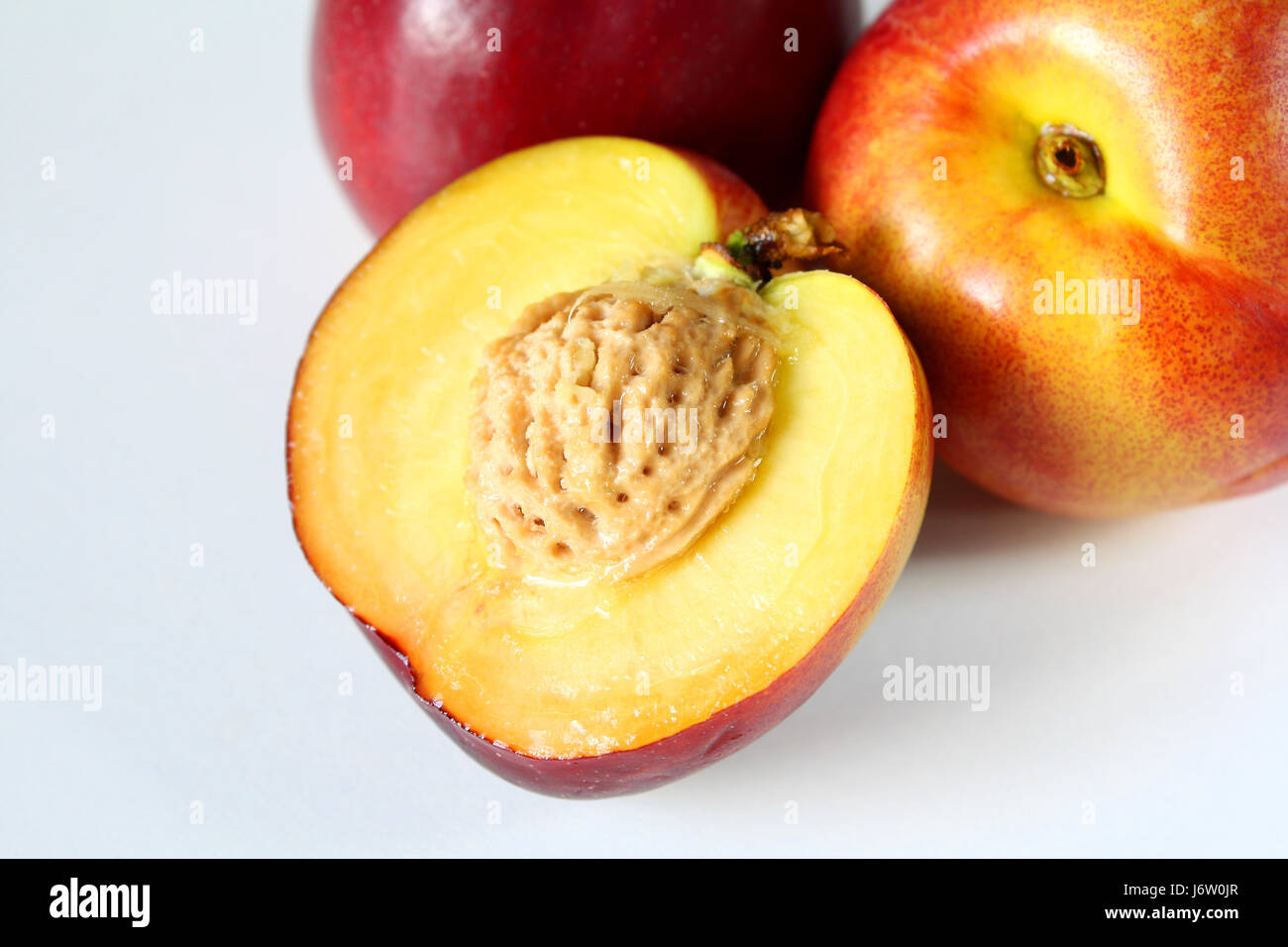 fruit stone-fruit bowl half kernel peach nectarine vitamine blank ...