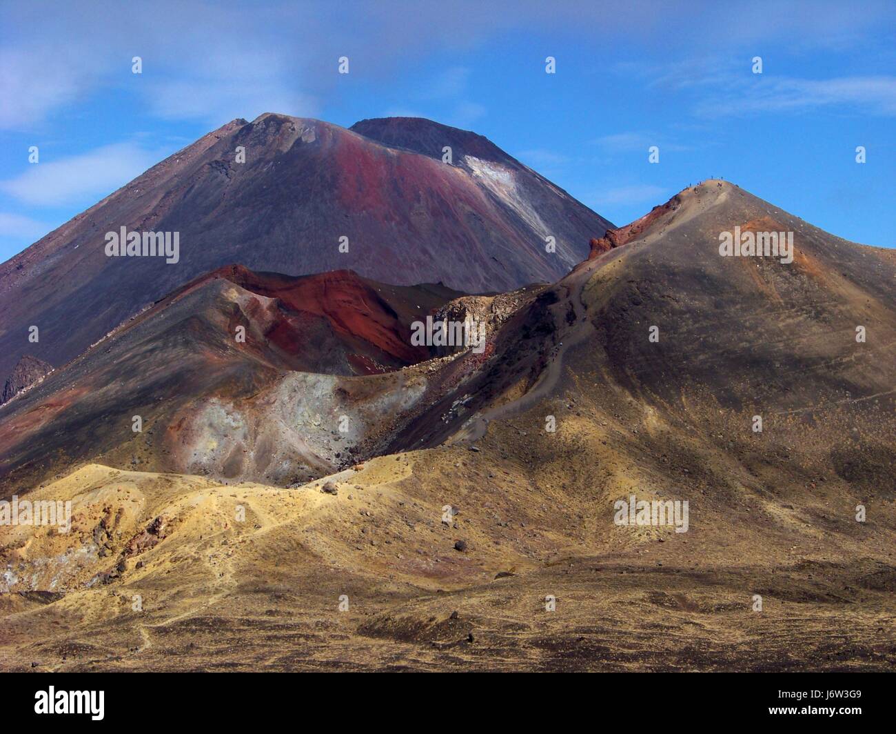 hike go hiking ramble new zealand crater vulcan volcano migrate ...