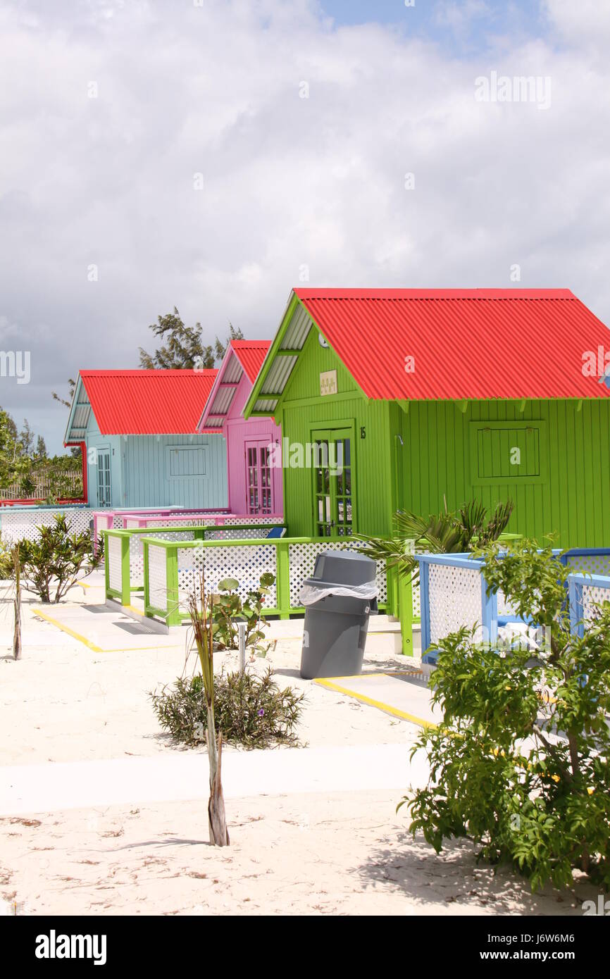 colorful beach hut in the bahamas Stock Photo - Alamy