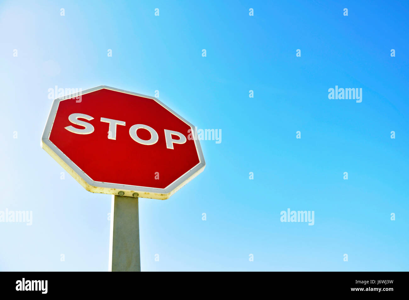 Stopschild hi-res stock photography and images - Alamy